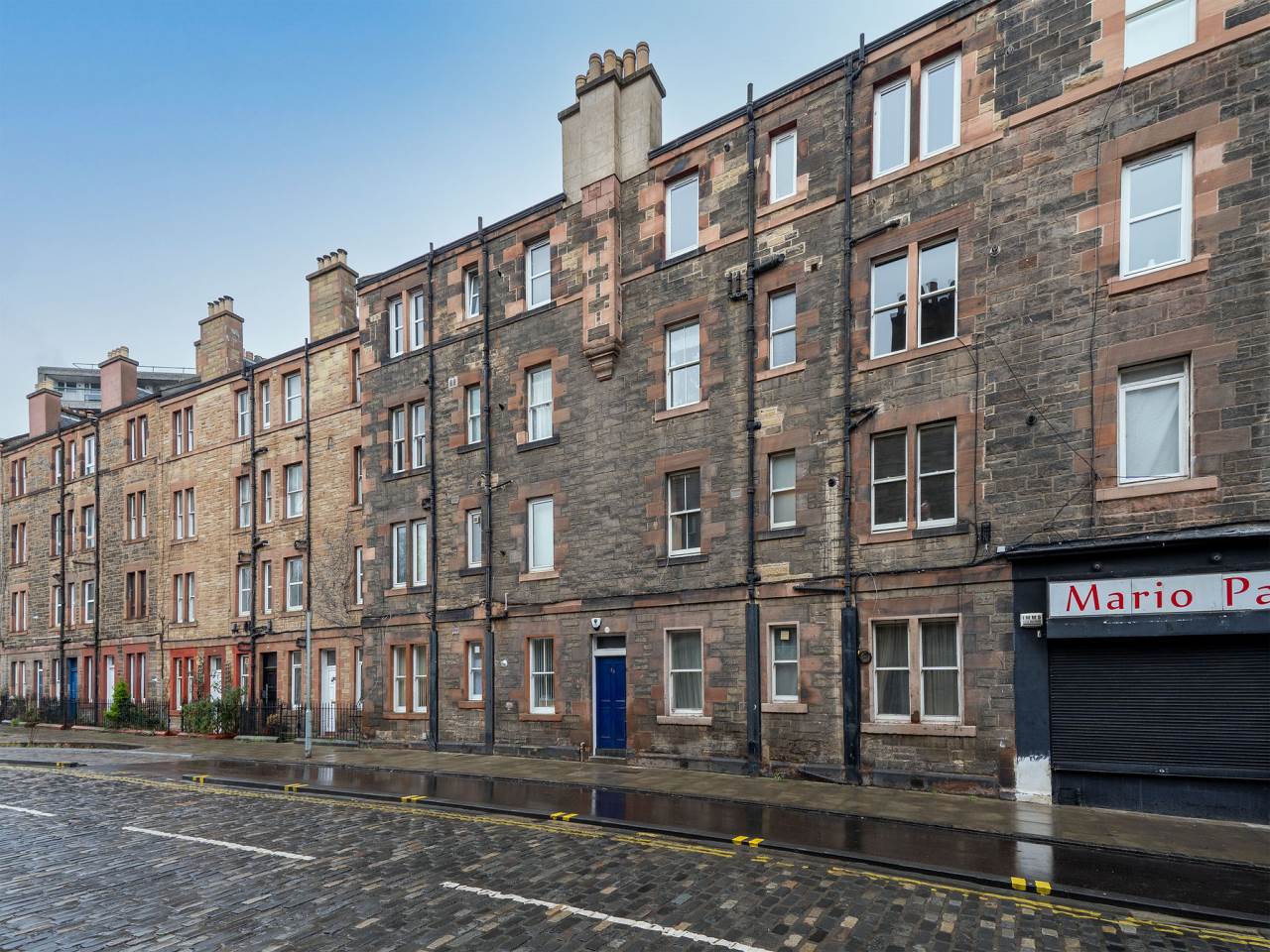Henderson Gardens, Leith, Edinburgh - Murray and Currie